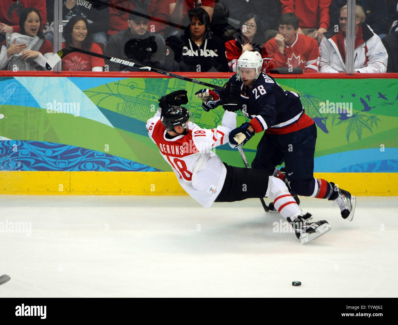 Usas brian rafalski and switzerlands thomas deruns hi-res stock ...