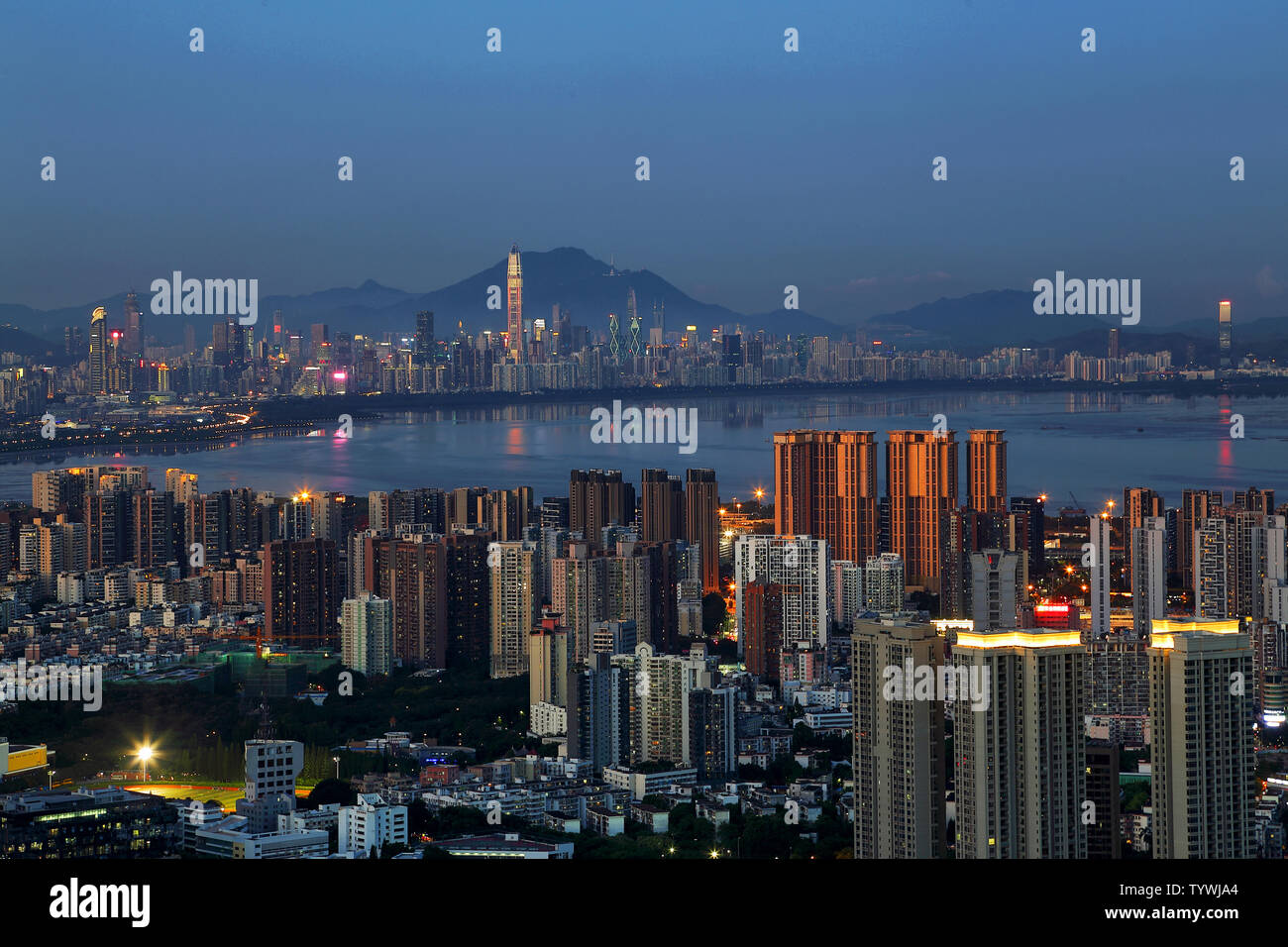 Scenic night view of Shenzhen Bay coastal city Stock Photo - Alamy