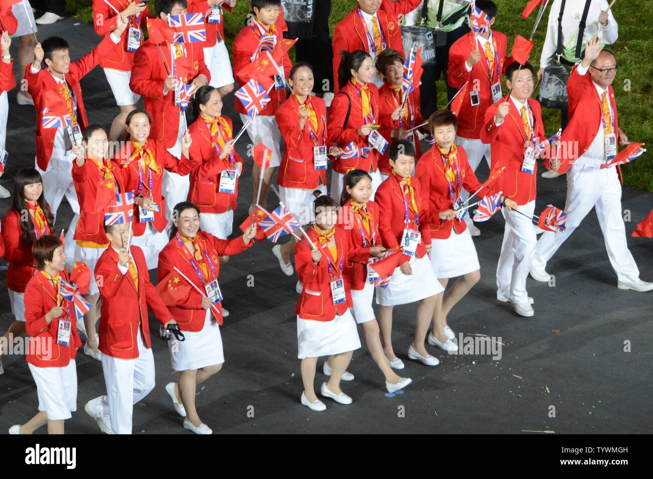 Olympics chinese team parade hi-res stock photography and images - Alamy