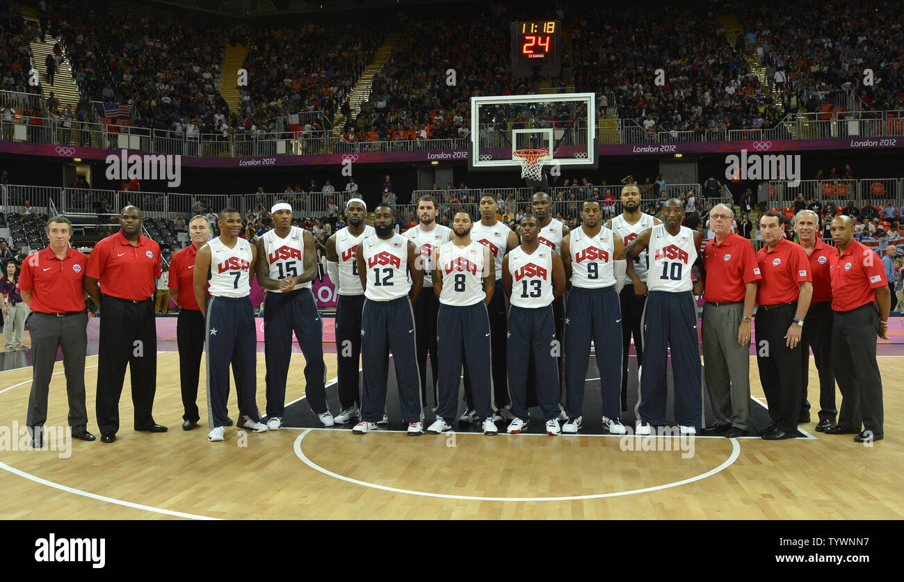 Players and coaching staff of the United States' men's Olympic team ...