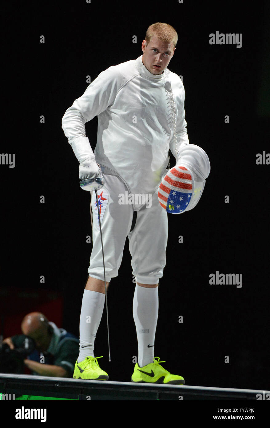 Seth Kelsey of the USA waits to fence with Ruben Limardo Gascon of ...