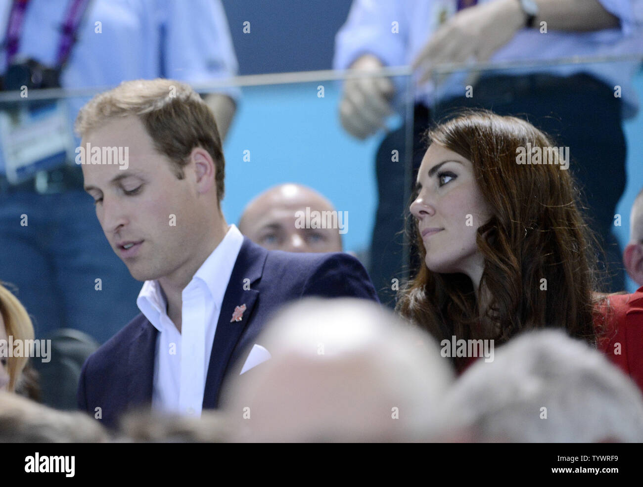 The Duke and Duchess of Cambridge, Prince William (L) and Kate ...
