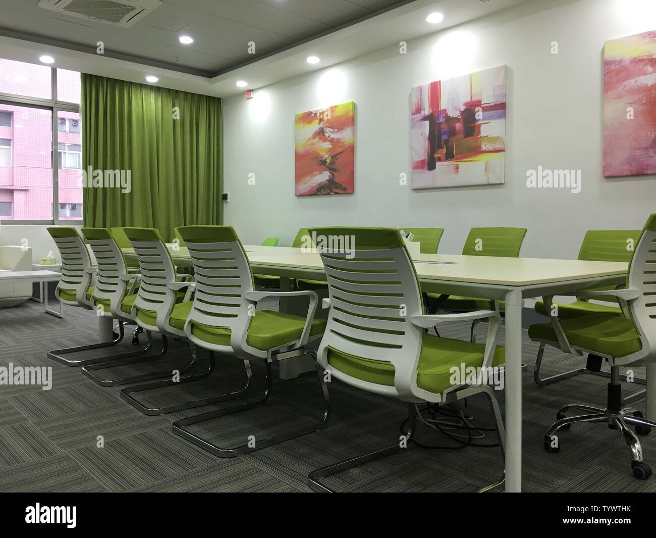 An empty conference room Stock Photo - Alamy