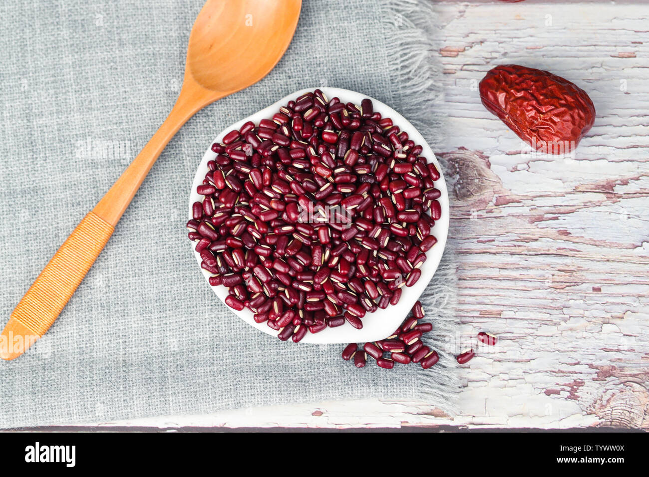 Long grains of red beans hi-res stock photography and images - Alamy