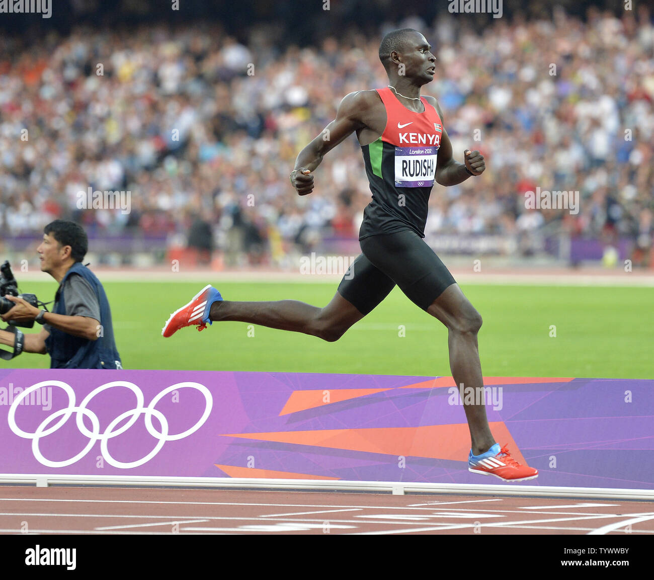 David Lekuta Rudisha of Kenya heads for the finish in the Men's 800M ...