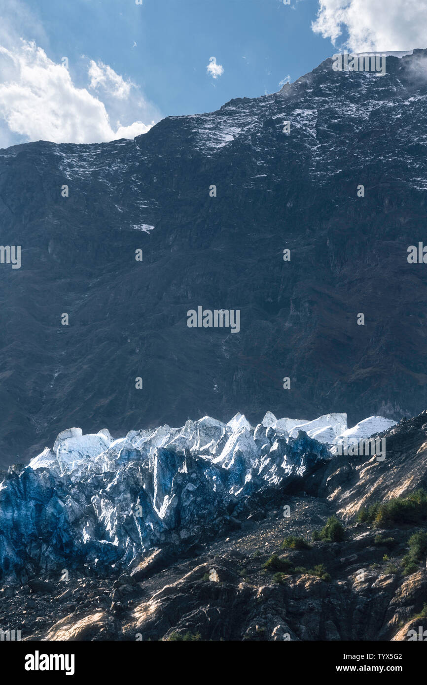 Shangri-La, Mingyong Glacier Stock Photo - Alamy