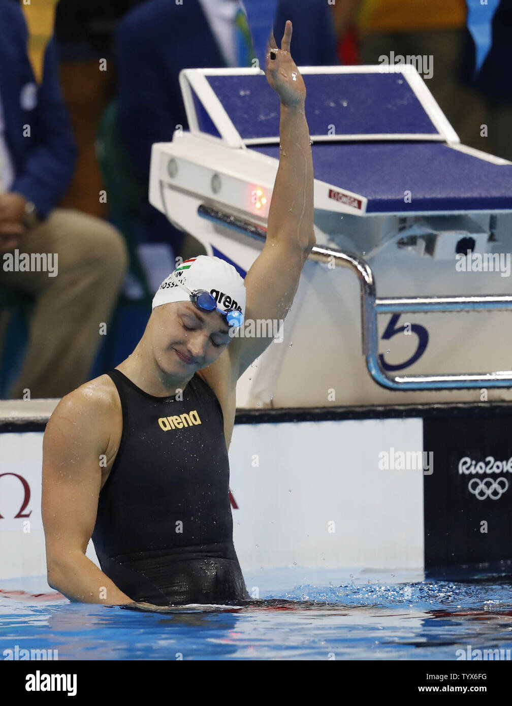 Katinka Hosszu of Hungray celebrates after winning the gold medal in ...