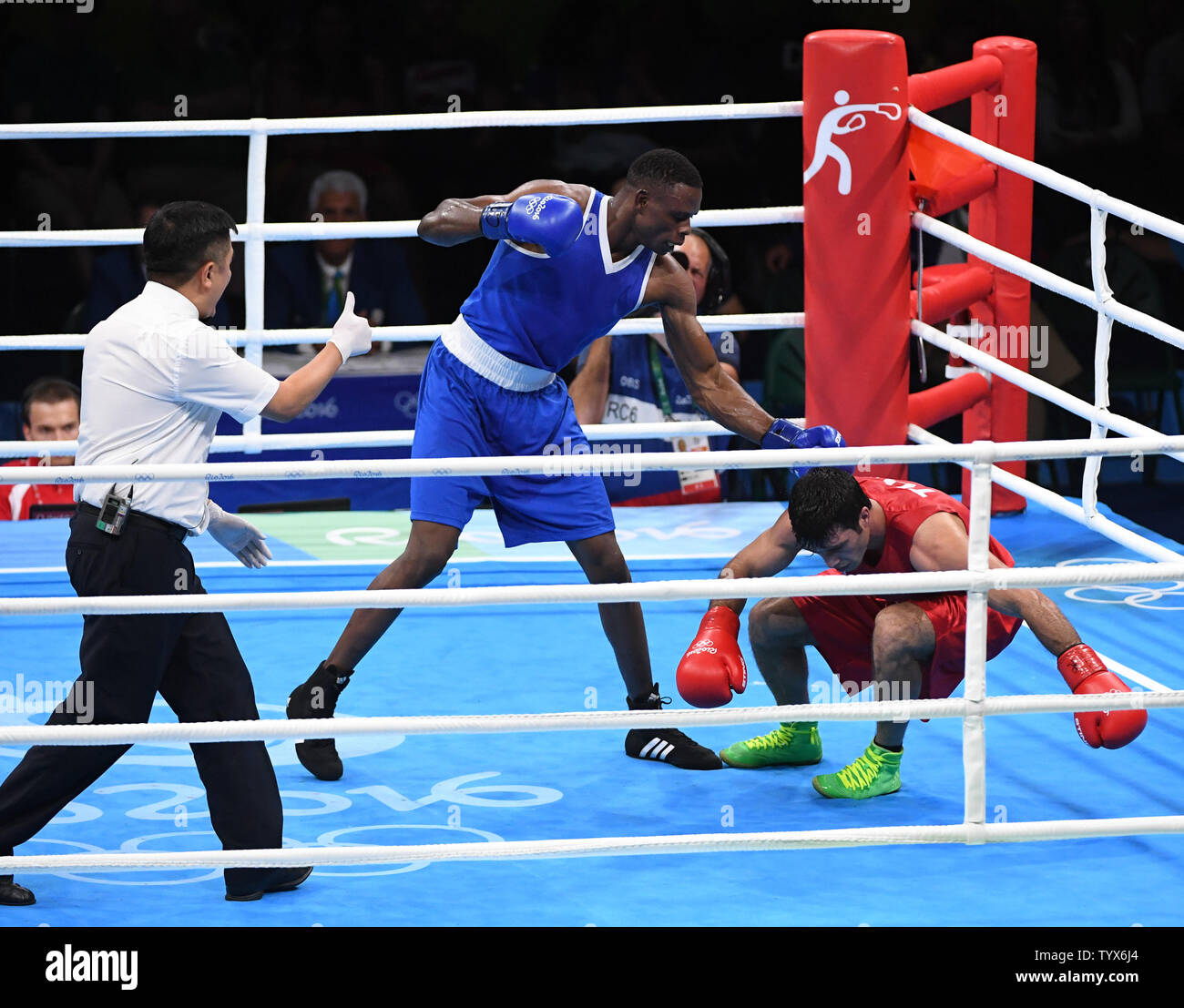 2016 olympics boxing hi-res stock photography and images - Alamy