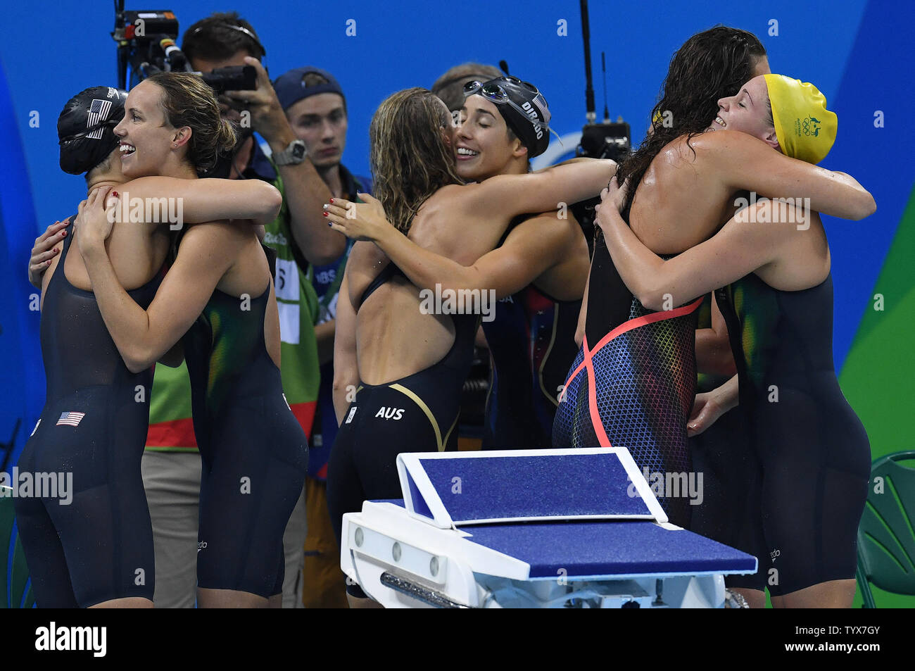 Women relay rio 2016 hi-res stock photography and images - Alamy