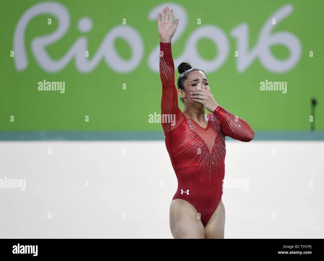 2016 gymnastics floor routine biles hi-res stock photography and images ...
