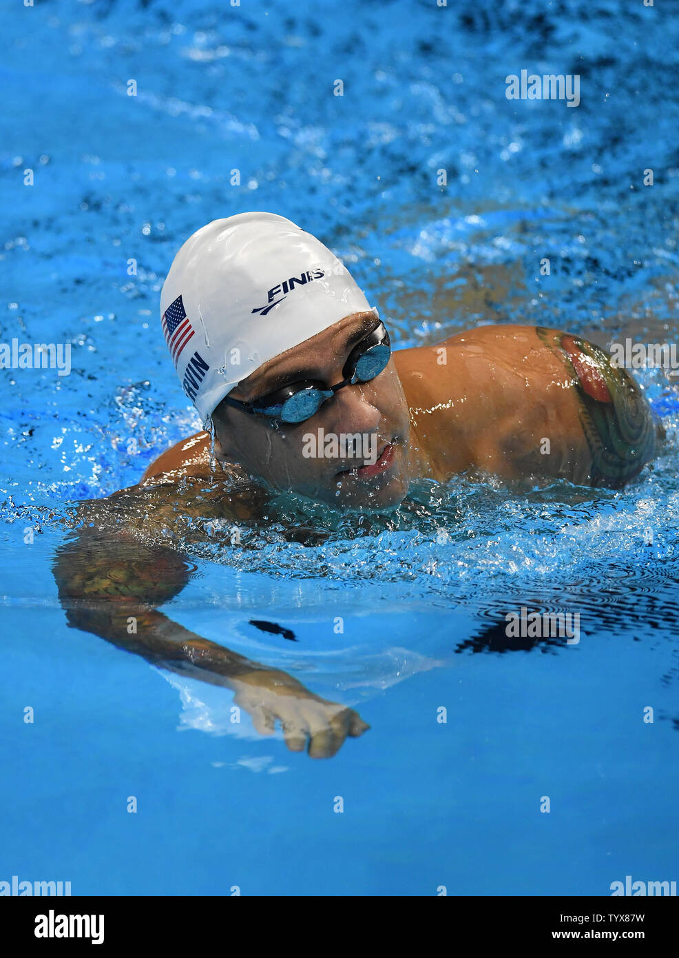 Anthony Ervin (USA) warms up for the Men's 50M Freestyle finals in the ...
