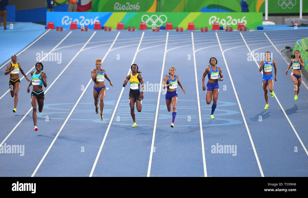 Shaunae Miller (BAH) leads Allyson Felix (USA) and Shericka Jackson ...