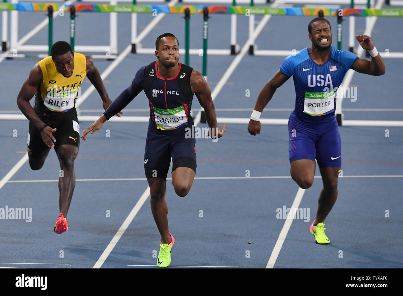 110m hurdles hi-res stock photography and images - Alamy