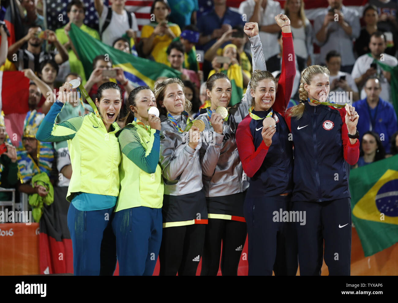 Silver medalists Agatha Bednarczuk Rippel and Barbara Seixas de Freitas ...
