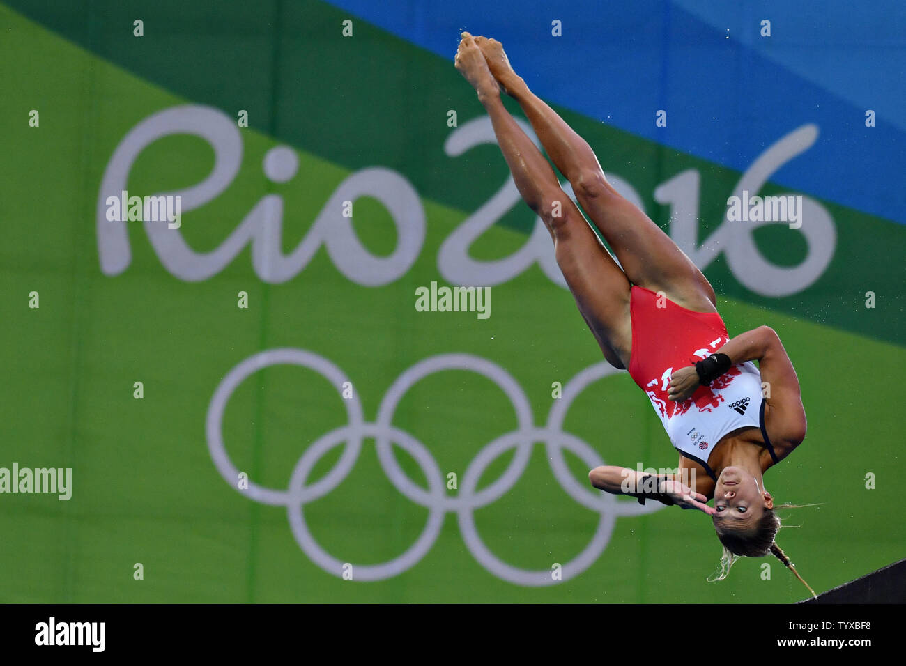 Womens 10m platform diving final hi-res stock photography and images ...
