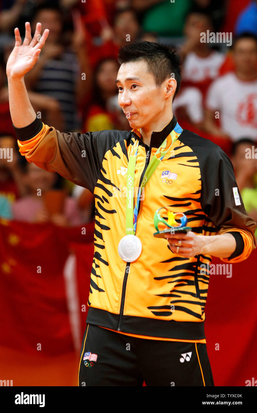 Malaysia's Chong Lei Wei waves to the crowd after receiving his silver ...