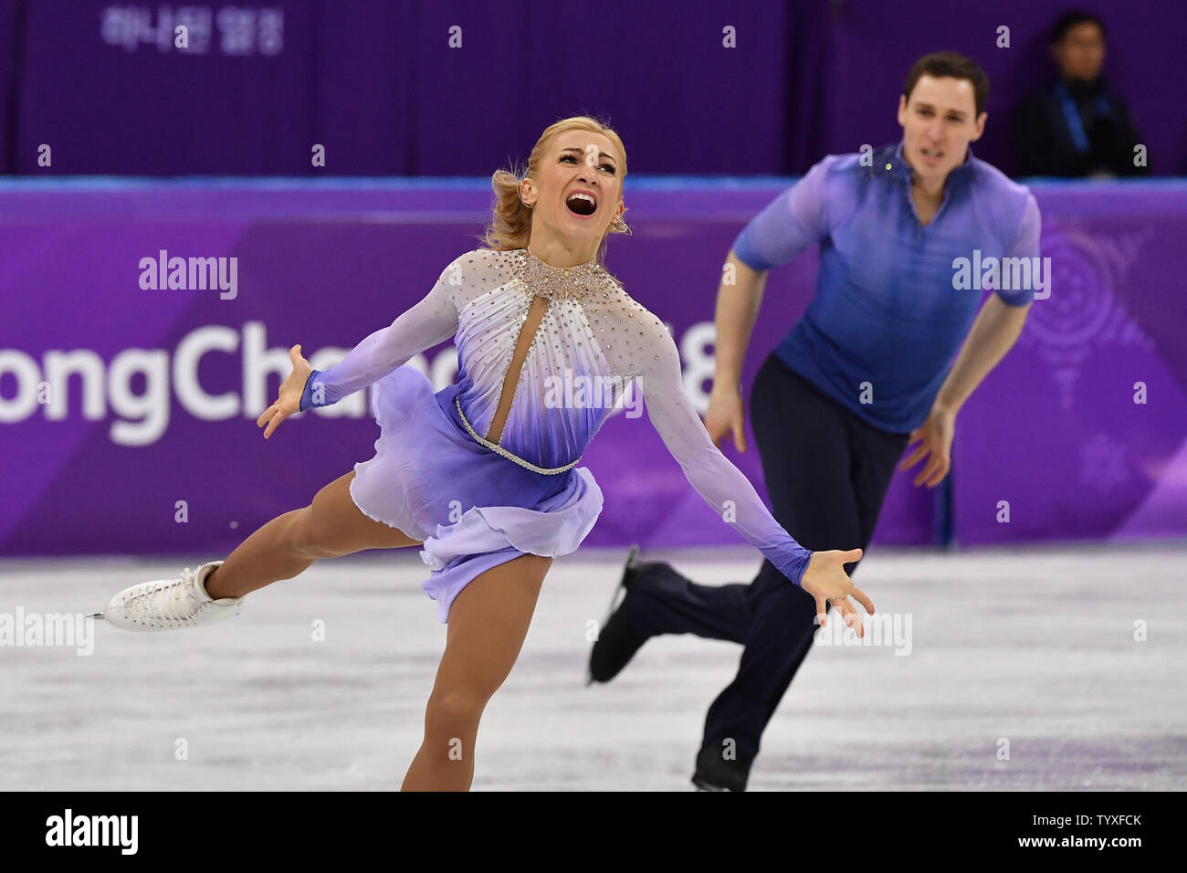 Aljona Savchenko and Bruno Massot of Germany compete in the Pairs ...