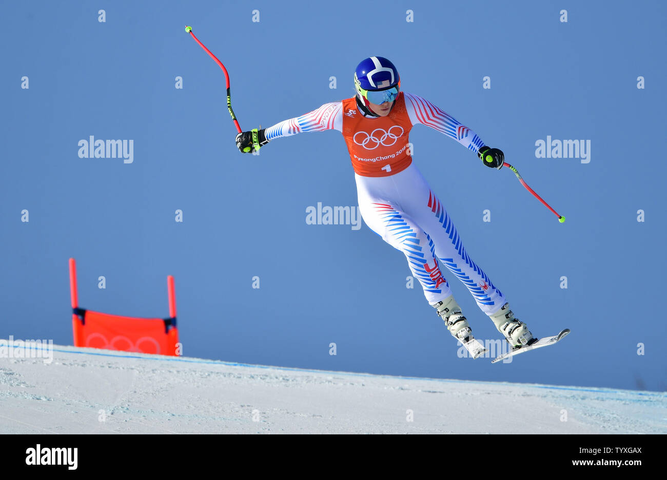 American Lindsey Vonn takes part in a training run before the Ladies ...