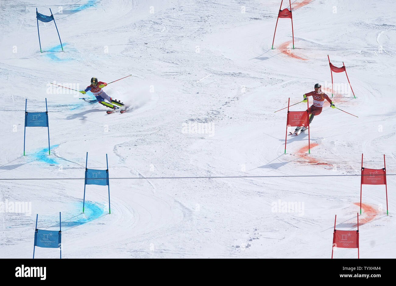 Norway's Leif Nestvold-Haugen (R) competes against France's Clement ...