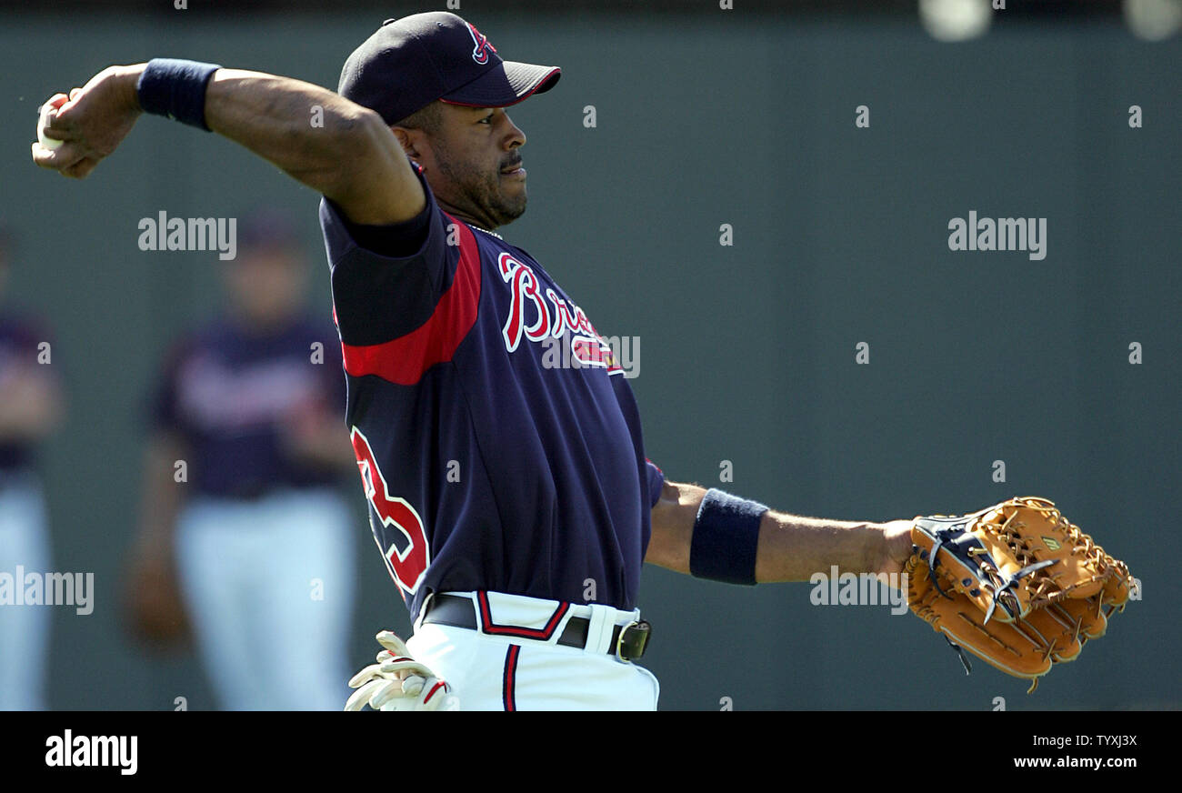Chris Johnson Braves Fielding