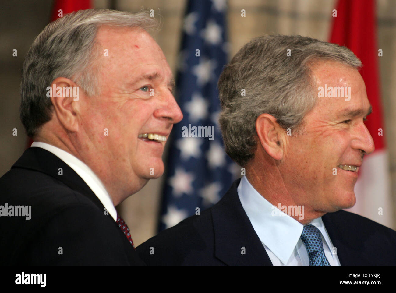 President George W. Bush (left) with Canadian Prime Minister Paul ...