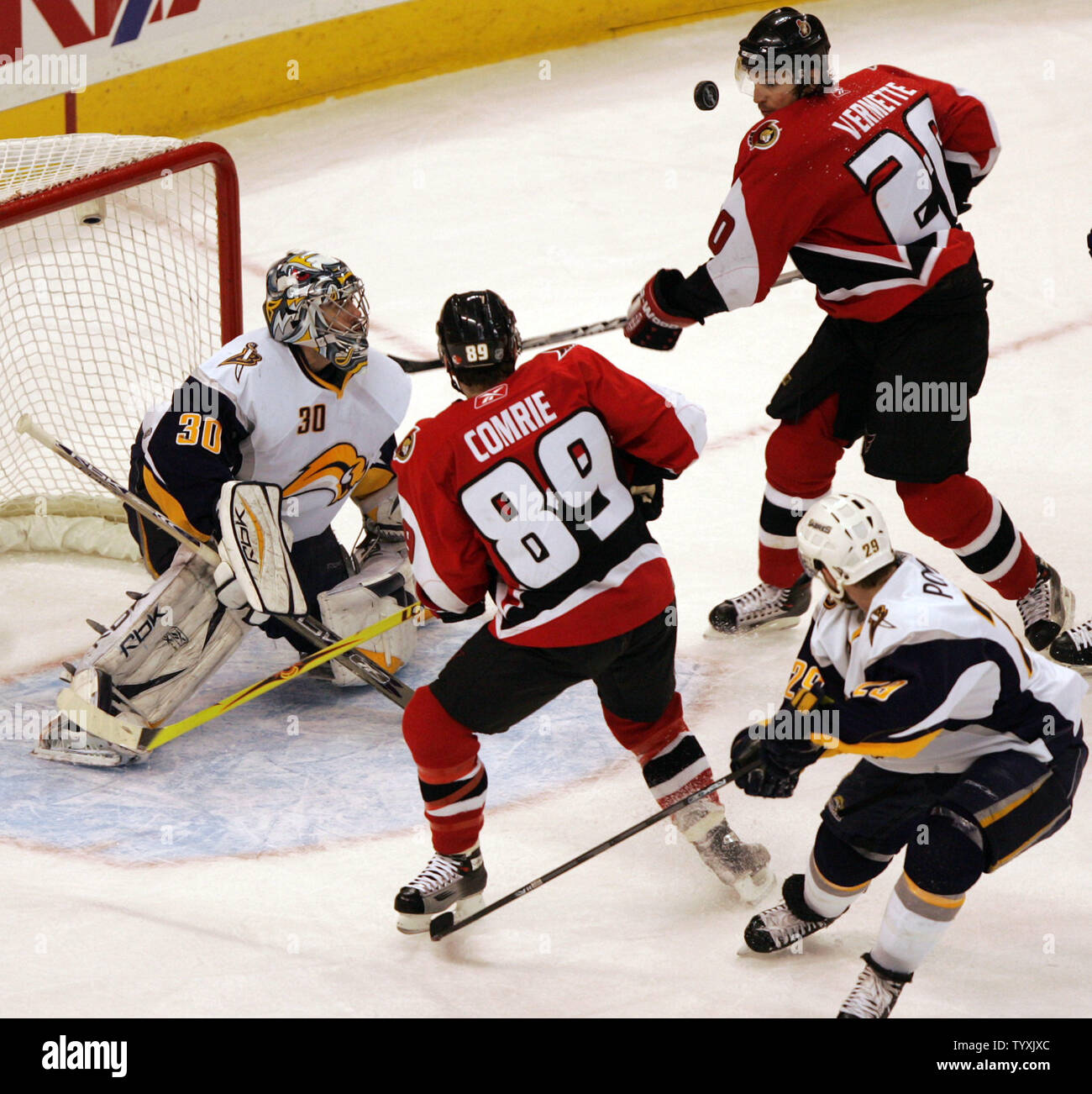 Tended wing hi-res stock photography and images - Alamy