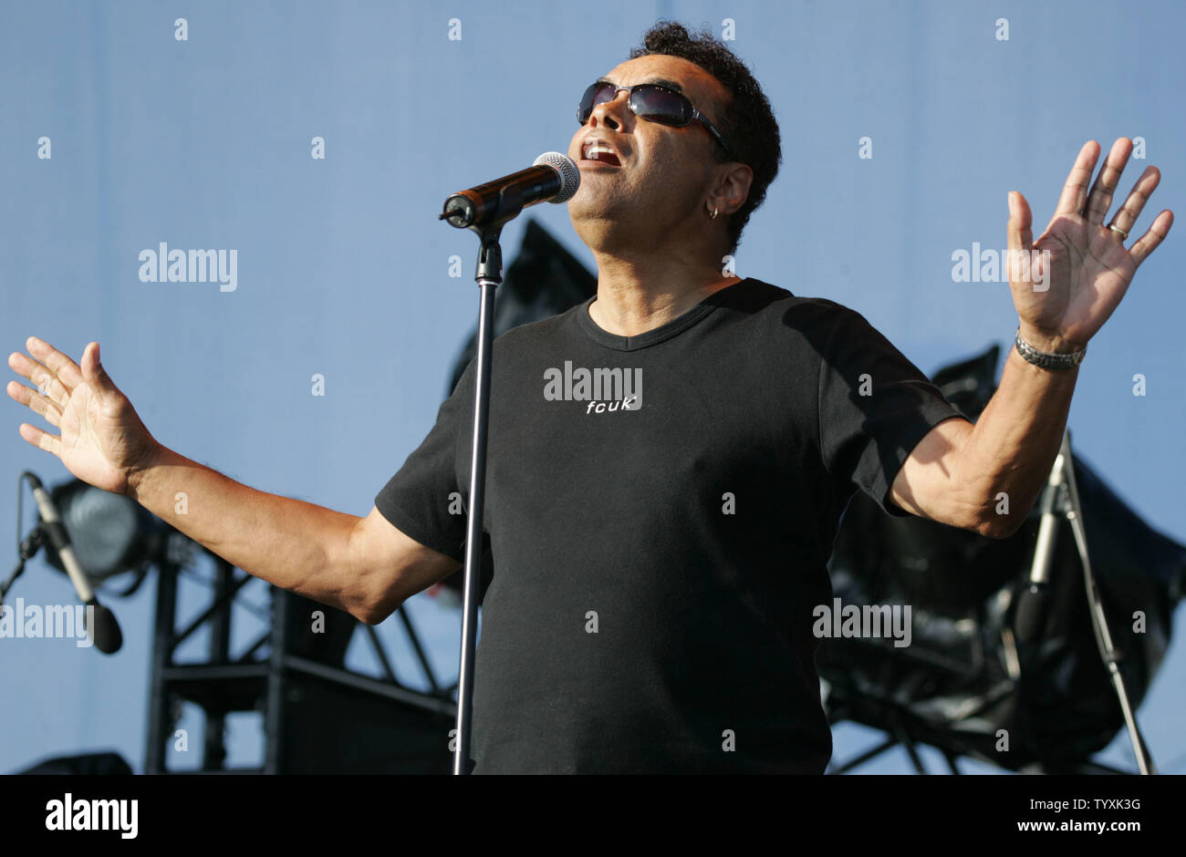 George thorogood and the destroyers hi-res stock photography and images ...