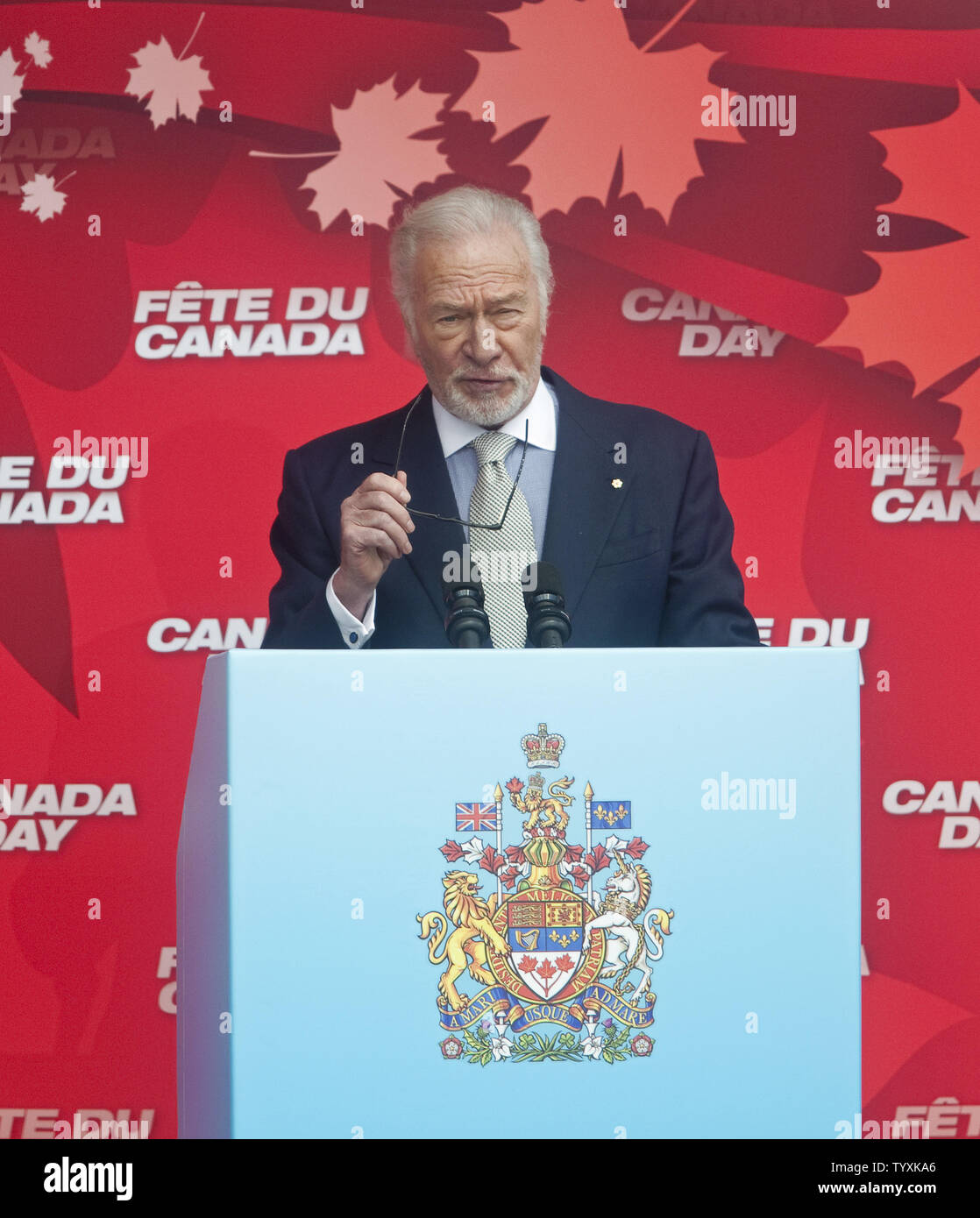 Canadian actor Christopher Plummer introduces Great Britain's Queen ...