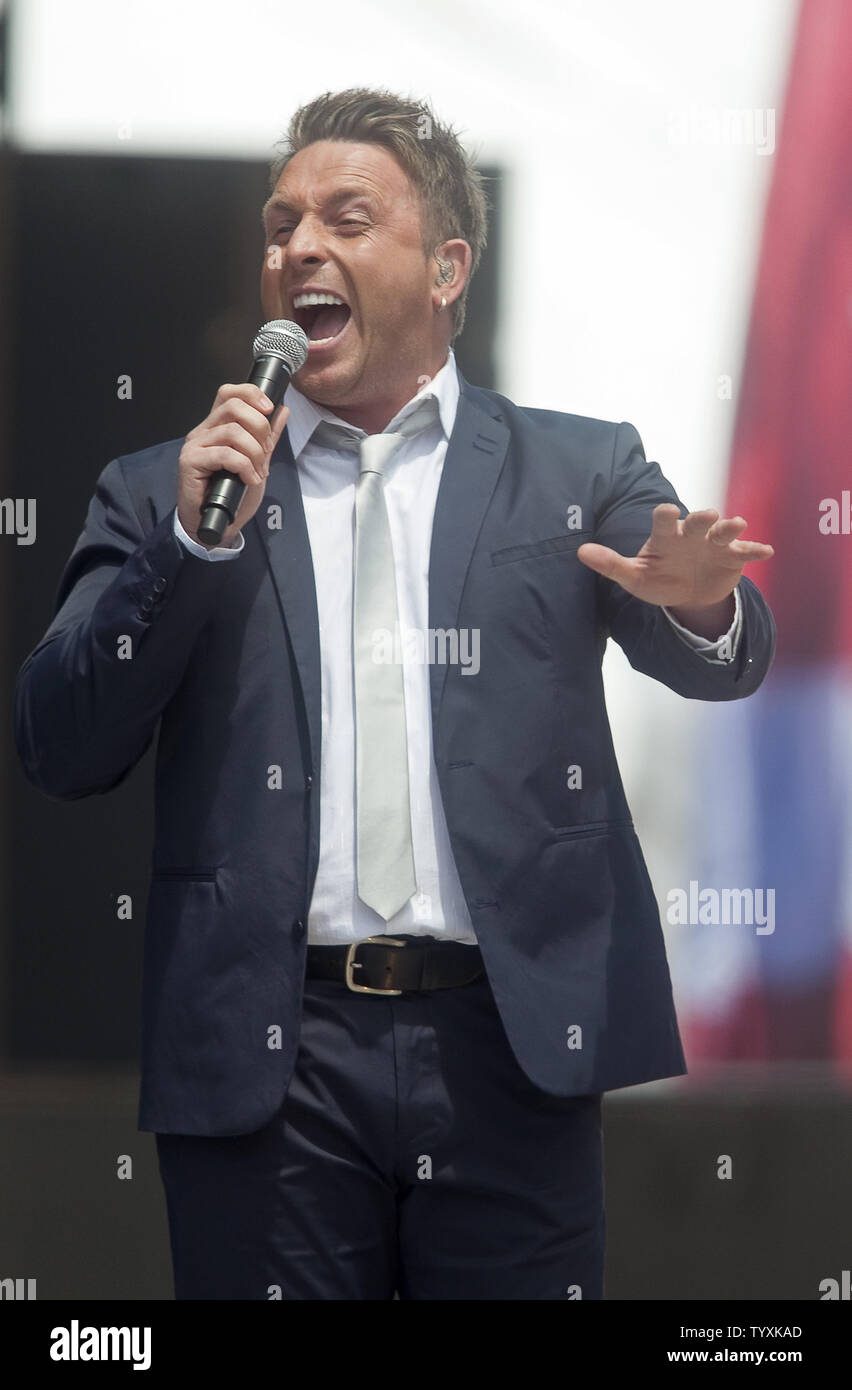Johnny reid hi-res stock photography and images - Alamy