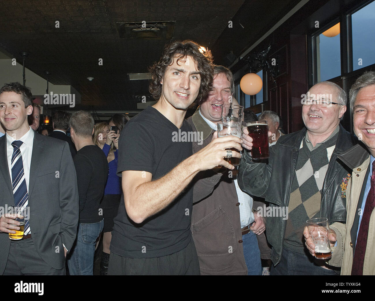 Justin trudeau boxing hi-res stock photography and images - Alamy