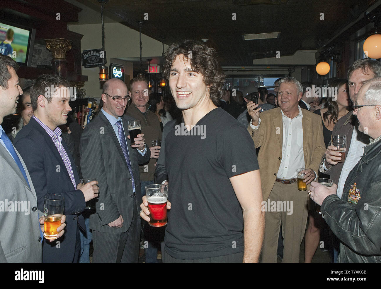 Justin trudeau boxing hi-res stock photography and images - Alamy