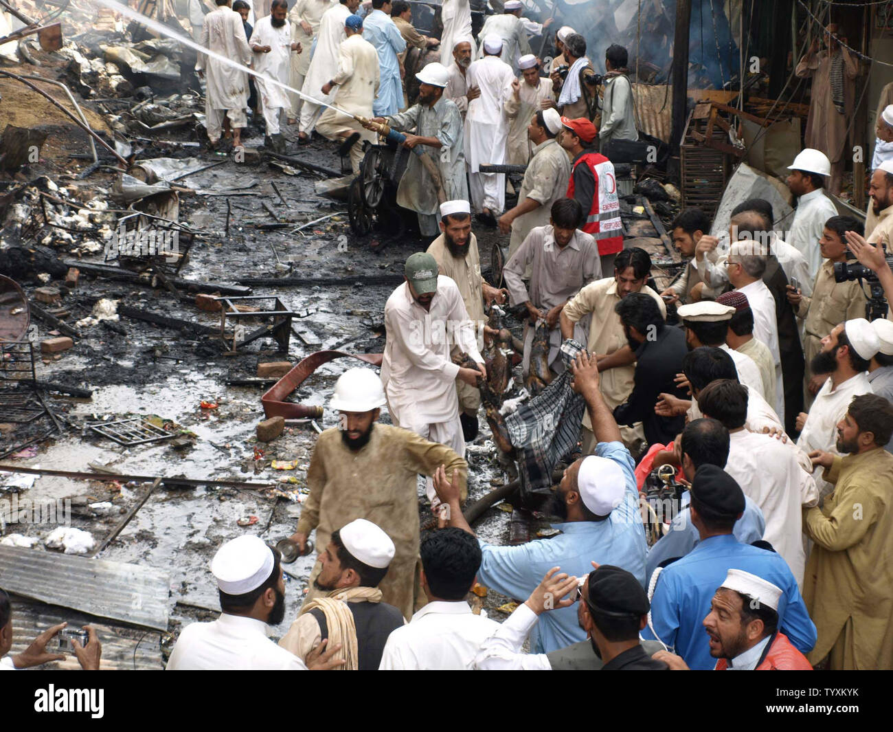 Men work put out hi-res stock photography and images - Alamy