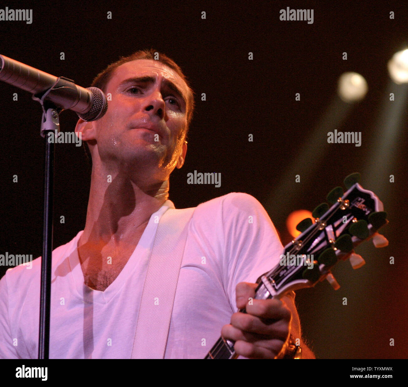 Adam Levine of the band Maroon 5 performs in concert at Le Zenith in ...