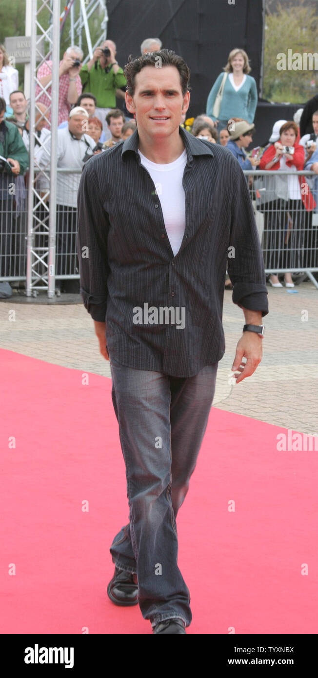 Actor Matt Dillon arrives for a screening of his new film "Crash" at ...