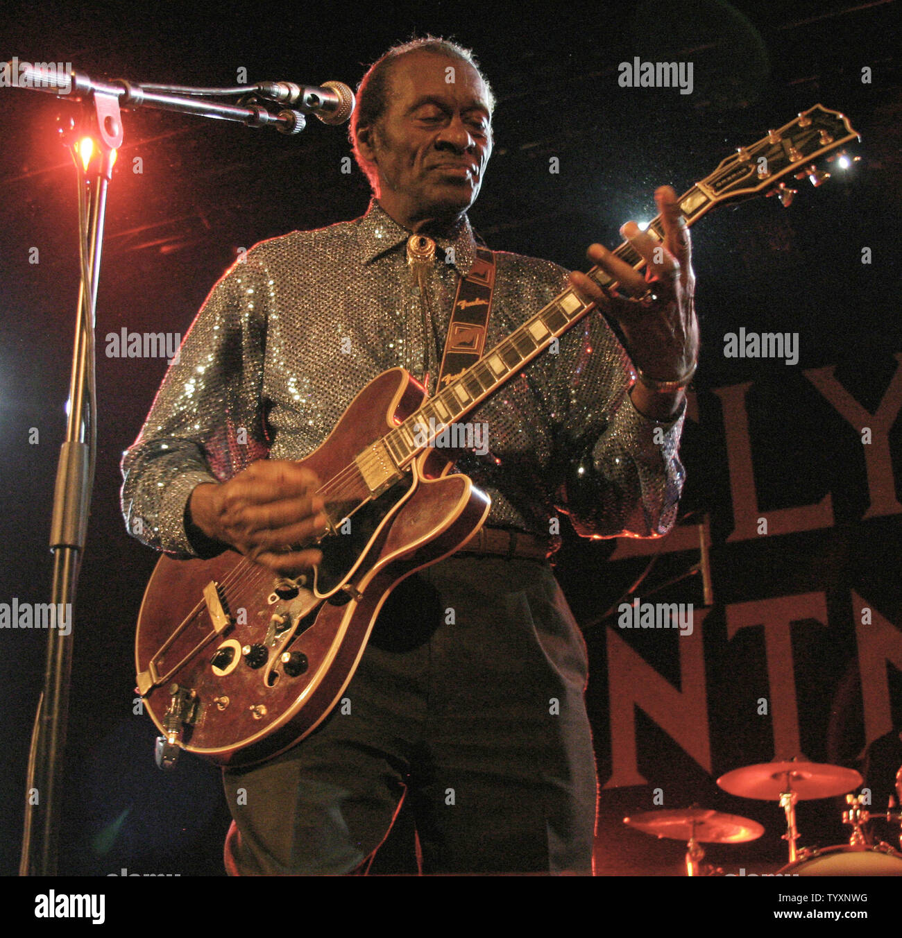 Rocker Chuck Berry performs in concert at Elysee Montmartre in Paris ...