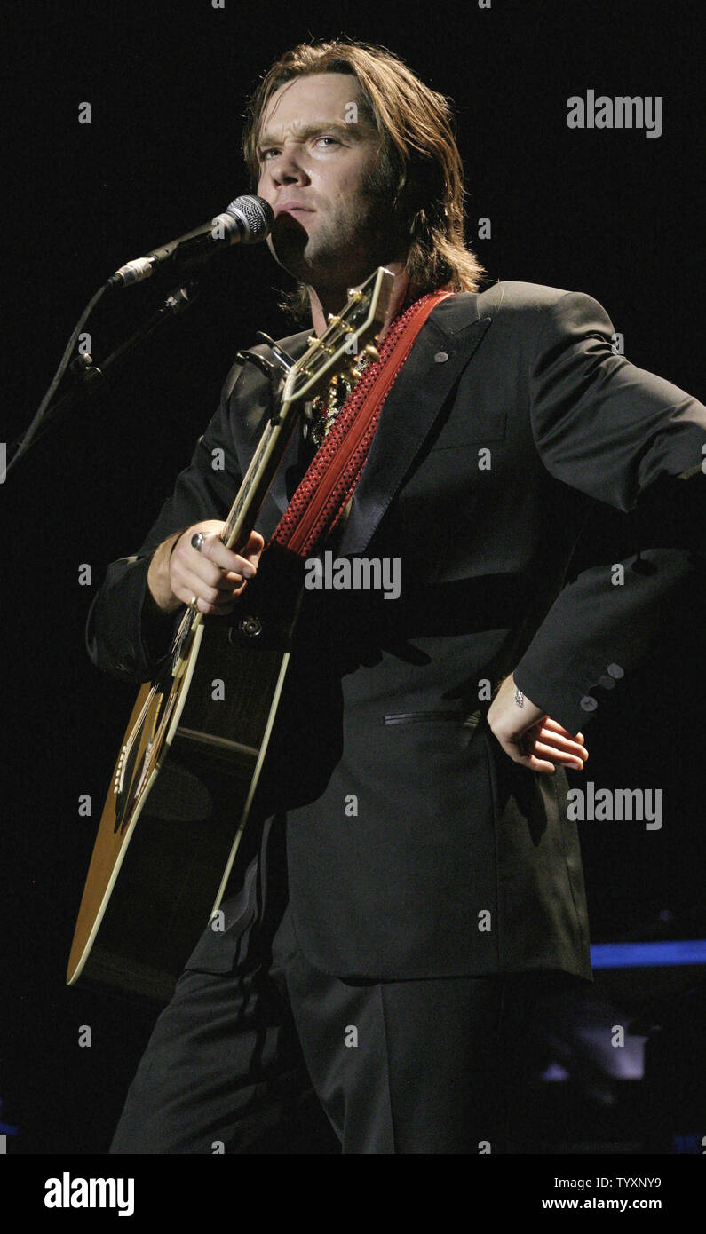 Rufus wainwright 2005 hi-res stock photography and images - Alamy
