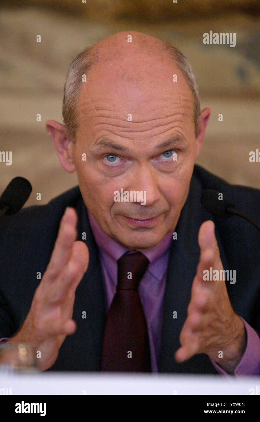 Pascal lamy doha round hi-res stock photography and images - Alamy