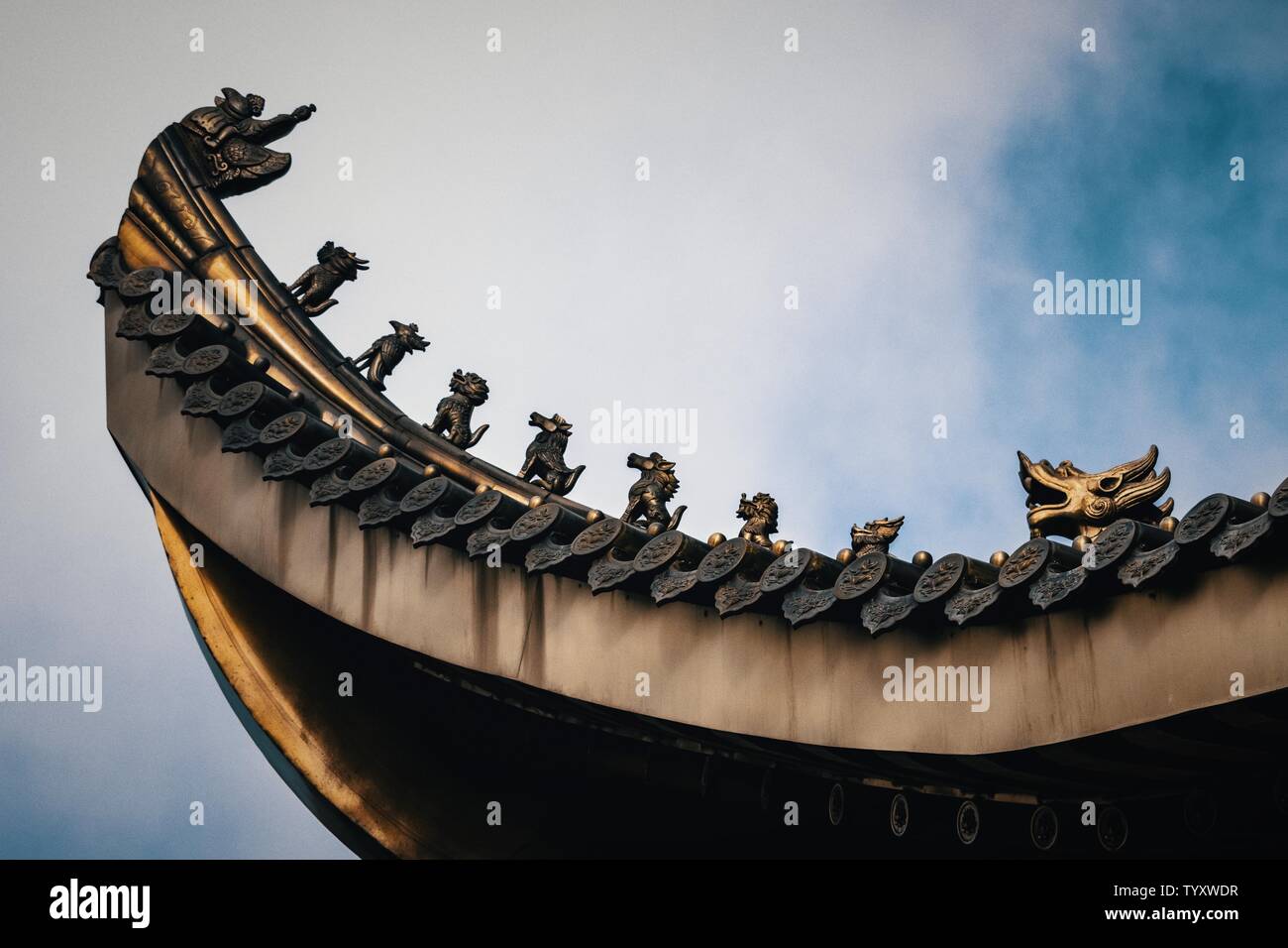 Jinding ancient architecture hi-res stock photography and images - Alamy