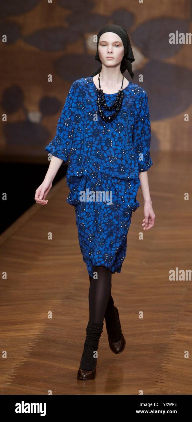 Cacharel paris ready wear model hi-res stock photography and images - Alamy