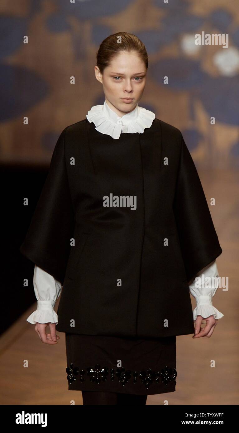 Cacharel paris ready wear model hi-res stock photography and images - Alamy