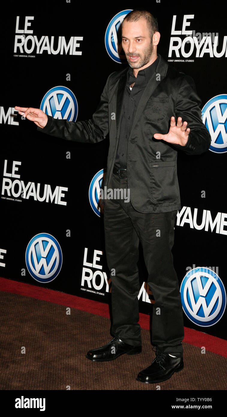 Actor Ashraf Barhom arrives at the French premiere of the "The Kingdom ...