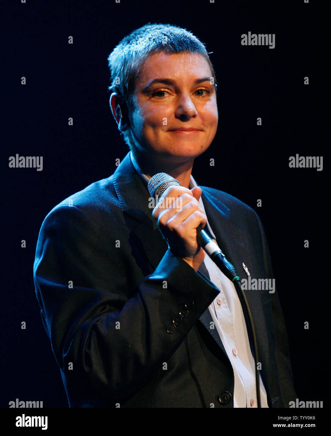 Irish singer Sinead O'Connor performs in concert at the Casino de Paris ...