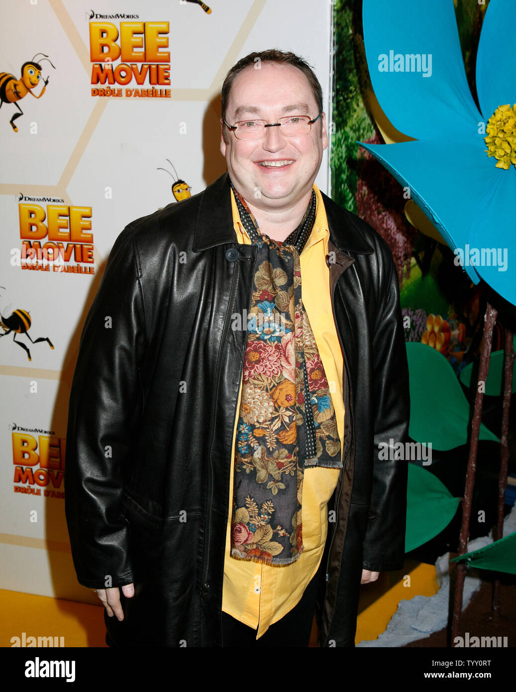 Director Simon J. Smith arrives at the French premiere of "Bee Movie ...