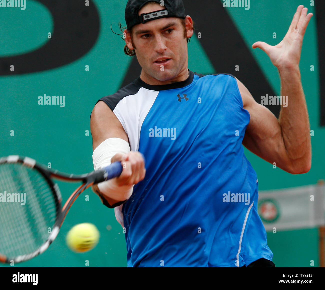 American Robby Ginepri hits a forehand during his third-round match ...