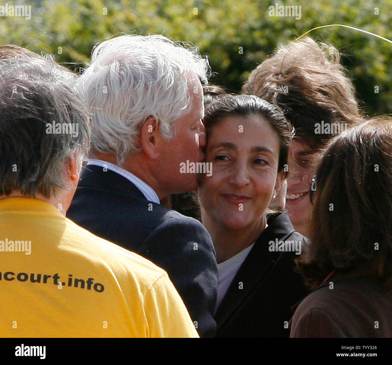 Former hostage Ingrid Betancourt is welcomed by friends and family ...