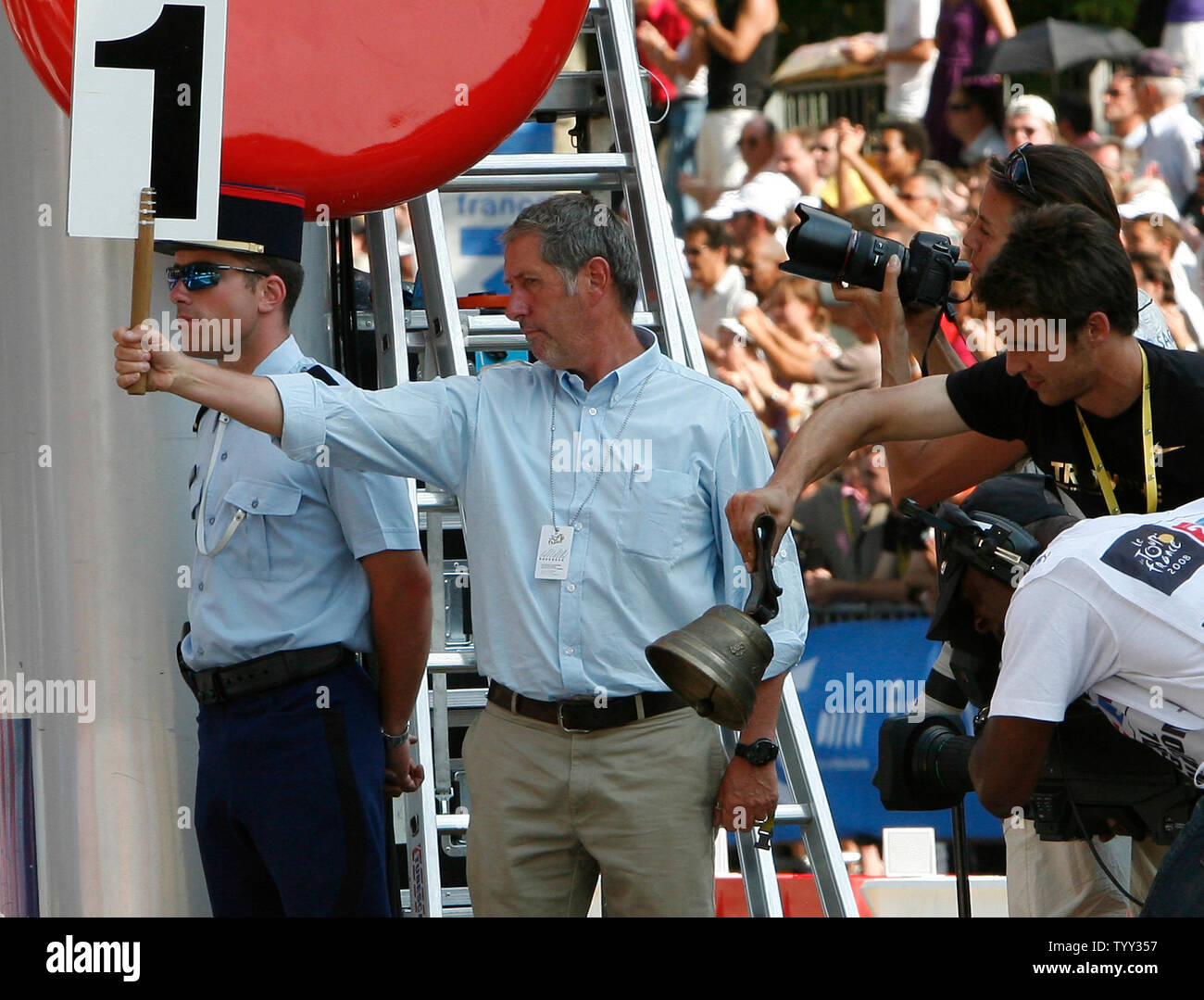 Final lap of the tour de france hi-res stock photography and images - Alamy