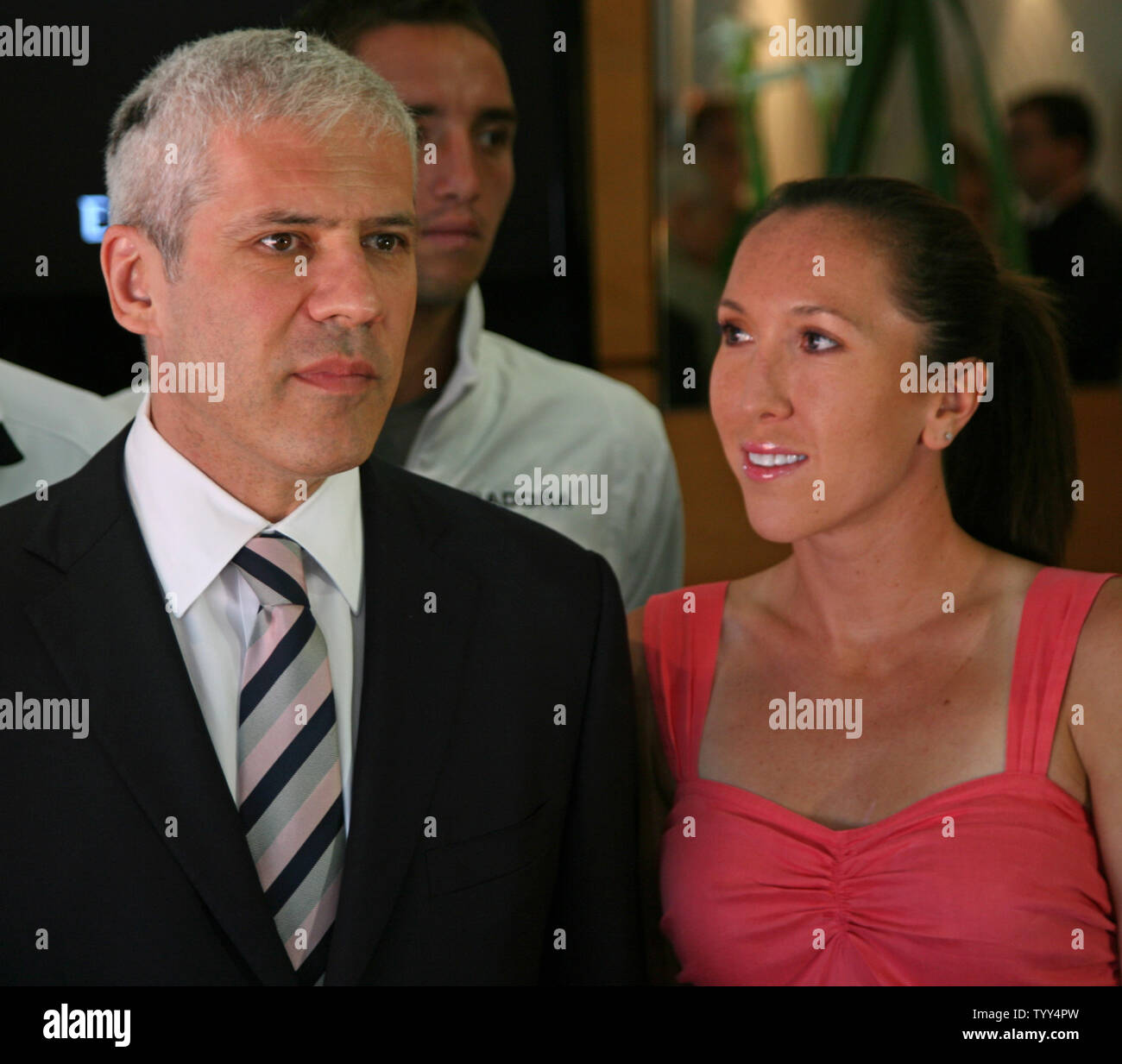 Serbian President Boris Tadic (L) and Serbian tennis player Jelena ...