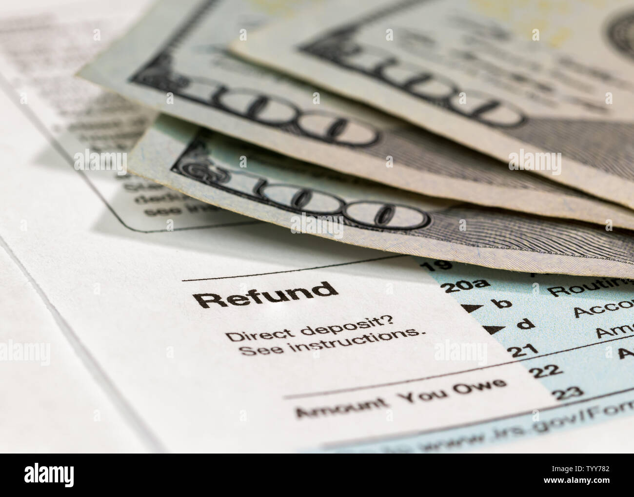 Forms document hi-res stock photography and images - Alamy