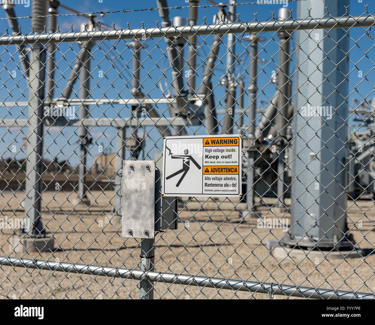 Electrical safety signs hi-res stock photography and images - Alamy