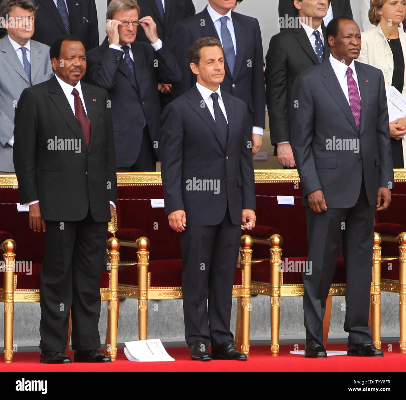 Cameroon President Paul Biya (L), French President Nicolas Sarkozy (C ...